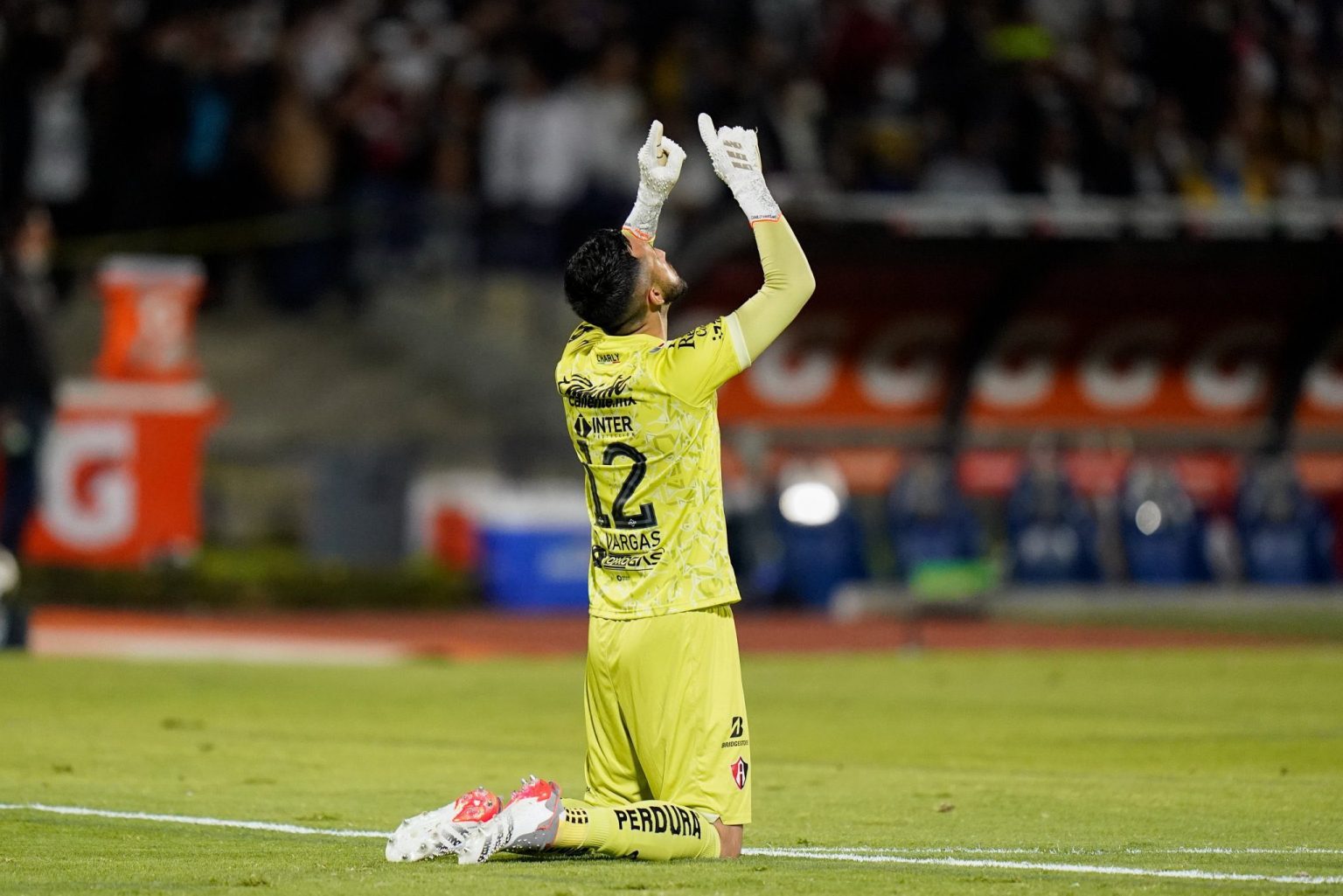 CAMILO VARGAS A UN PASO DE JUGAR OTRA FINAL CON EL ATLAS – 10Sports
